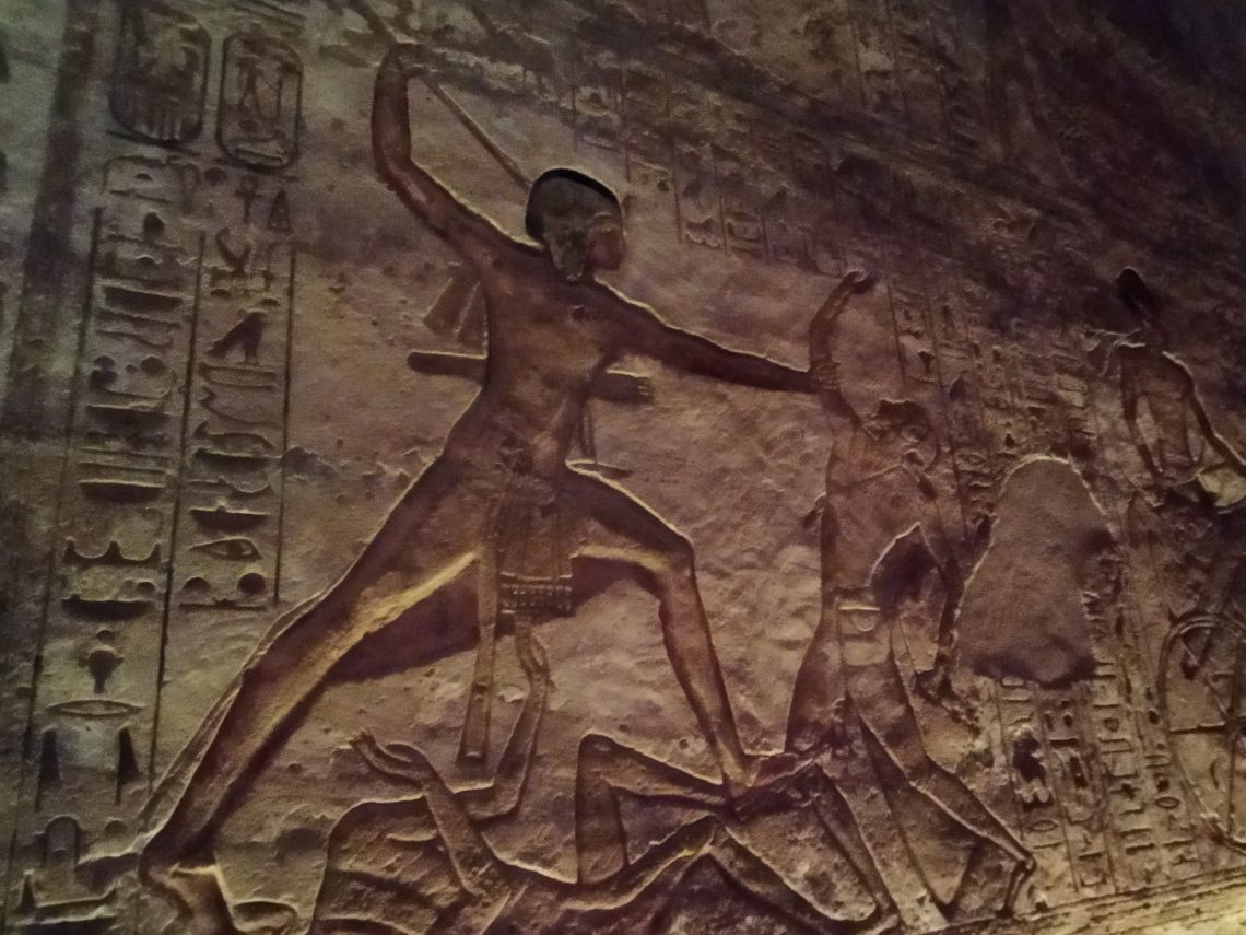 Ebu Simbel (Abu Simbel) tapınağı gezisi - Geç Kalmış Yolcu
